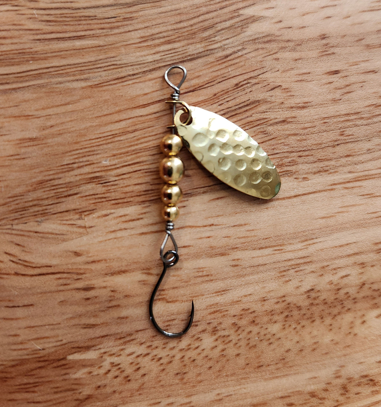 Single Hook Swiss Swing Spinner